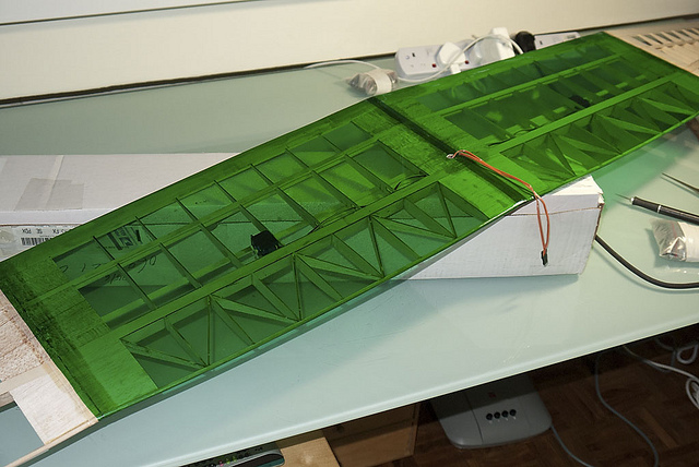 DJ Aerotech Chrysalis 2ME Build - Team daddyHOBBY - Radio Control ...