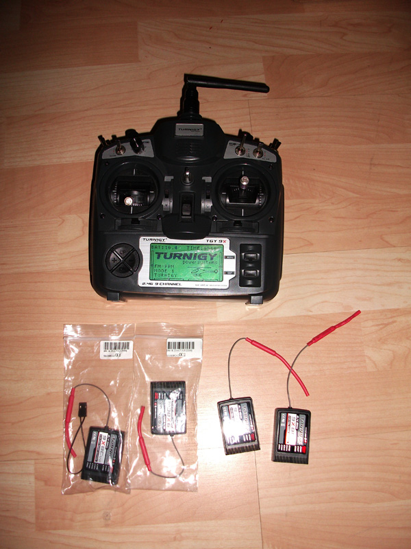 Turnigy 9X with LCD Backlight with 4 receivers - Team daddyHOBBY ...