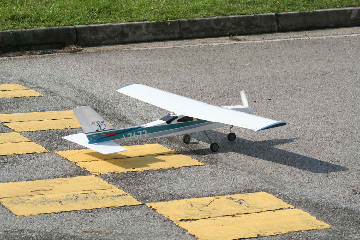 Goldberg Freedom 20 EP - Team daddyHOBBY - Radio Control & Electronics